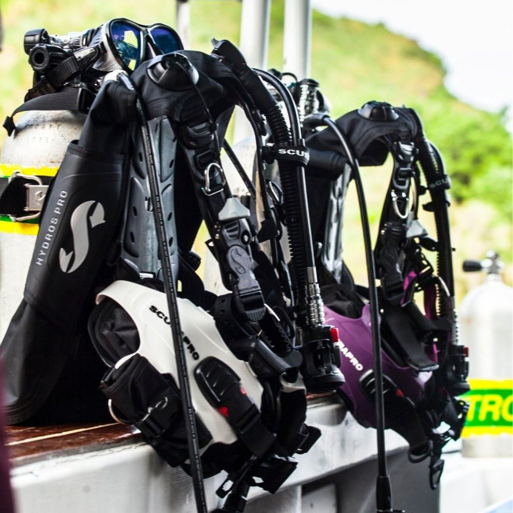 Scuba Diving BCDs & Wings | Aquanauts