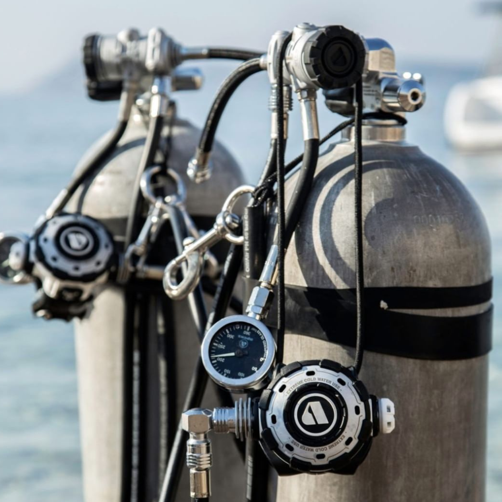 Sidemount Regulators | Sidemount Regulator Sets – Aquanauts
